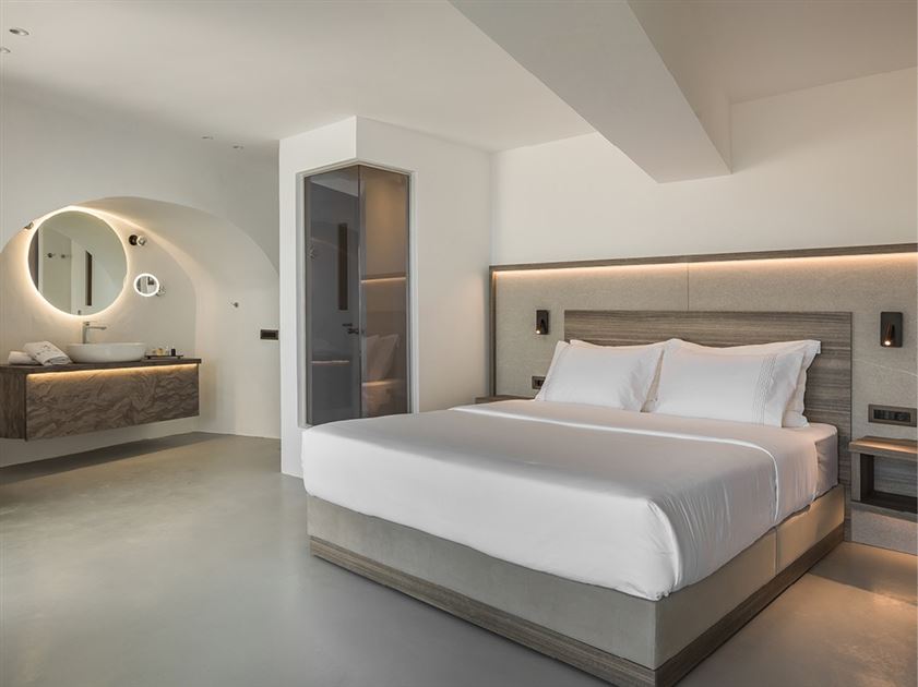 Sun Rocks Luxury Suites | Cleaf